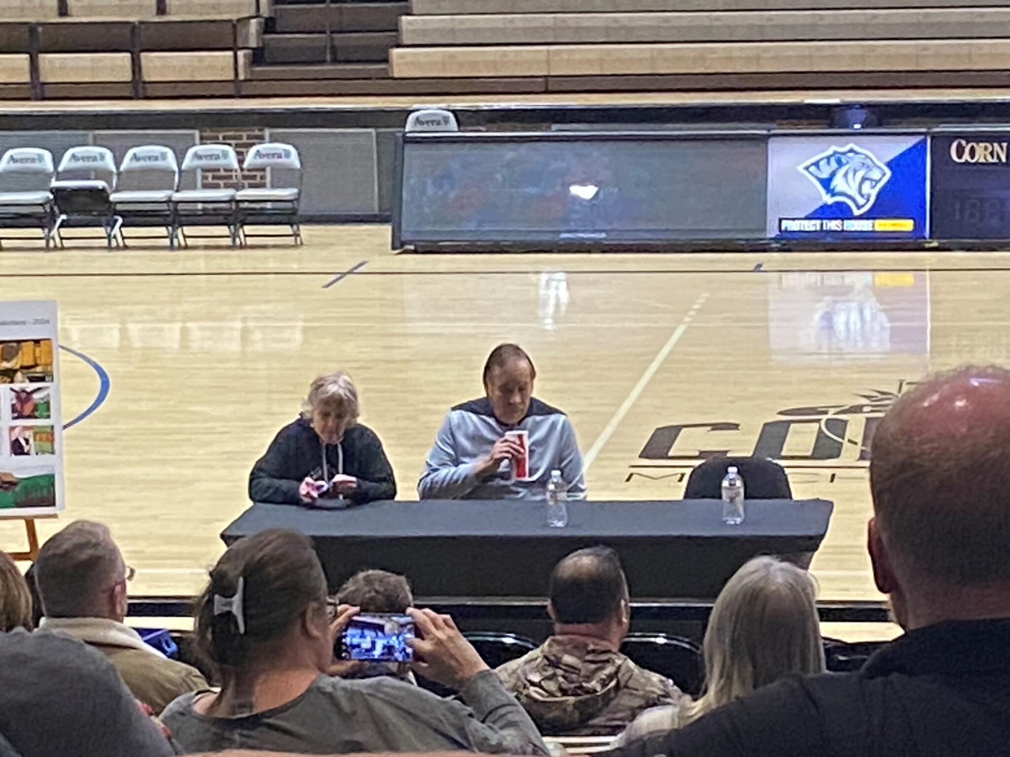 Olympic gold medalist Billy Mills honored at Corn Palace on Wednesday ...