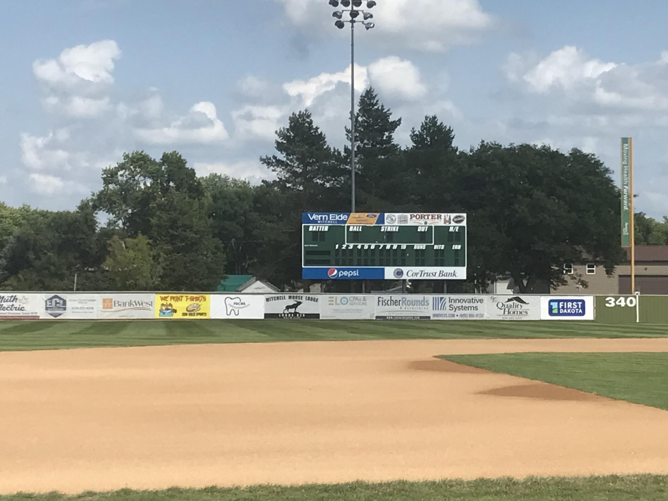 State B Amateur Baseball Tournament continues all weekend - Mitchell Now